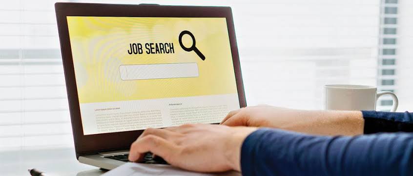How to Stand Out in Your Job Application: 6 Tips for First-Time Job ...